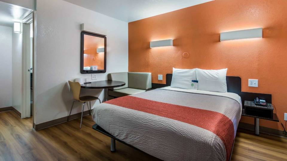 Motel 6 | Book Now and Save on Your Next Stay