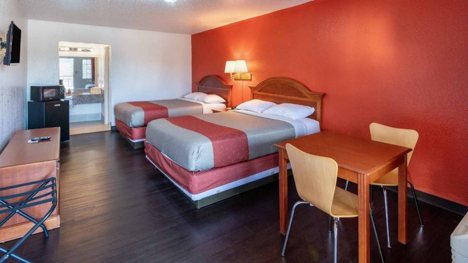 Motel 6 | Book Now and Save on Your Next Stay