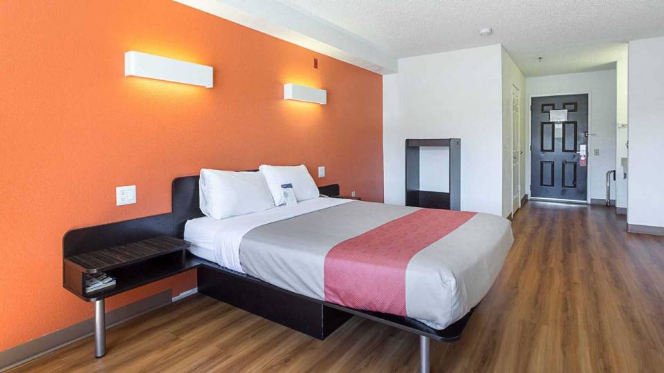 Motel 6 | Book Now and Save on Your Next Stay