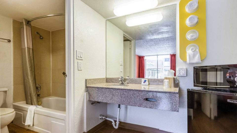 Motel 6 | Book Now and Save on Your Next Stay