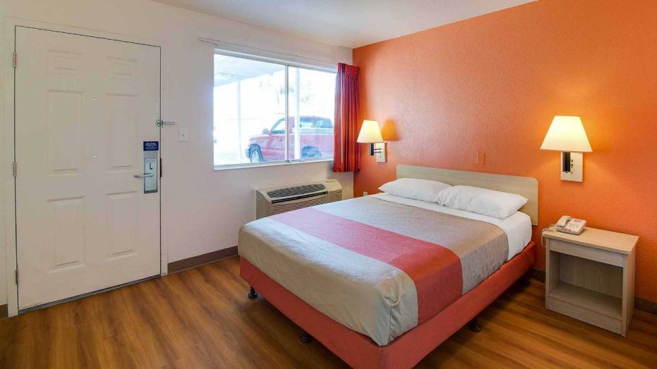 Motel 6 | Book Now and Save on Your Next Stay