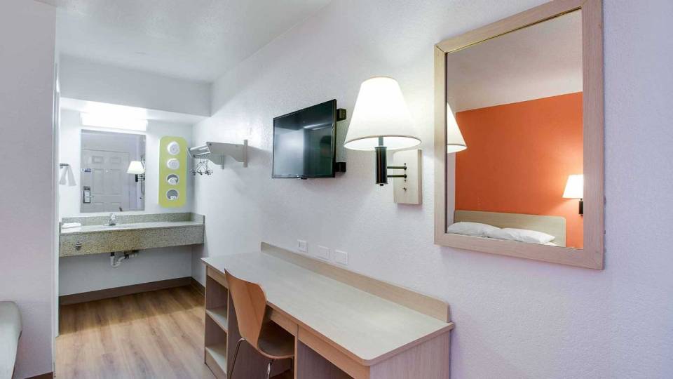 Motel 6 | Book Now and Save on Your Next Stay