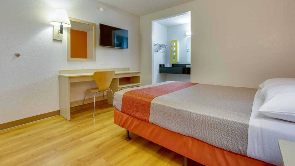 Motel 6 | Book Now and Save on Your Next Stay