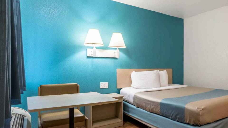 Motel 6 | Book Now and Save on Your Next Stay