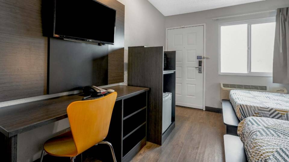 Motel 6 | Book Now and Save on Your Next Stay