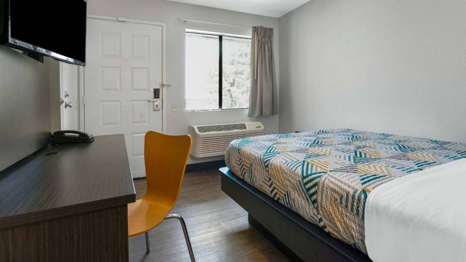 Motel 6 | Book Now and Save on Your Next Stay