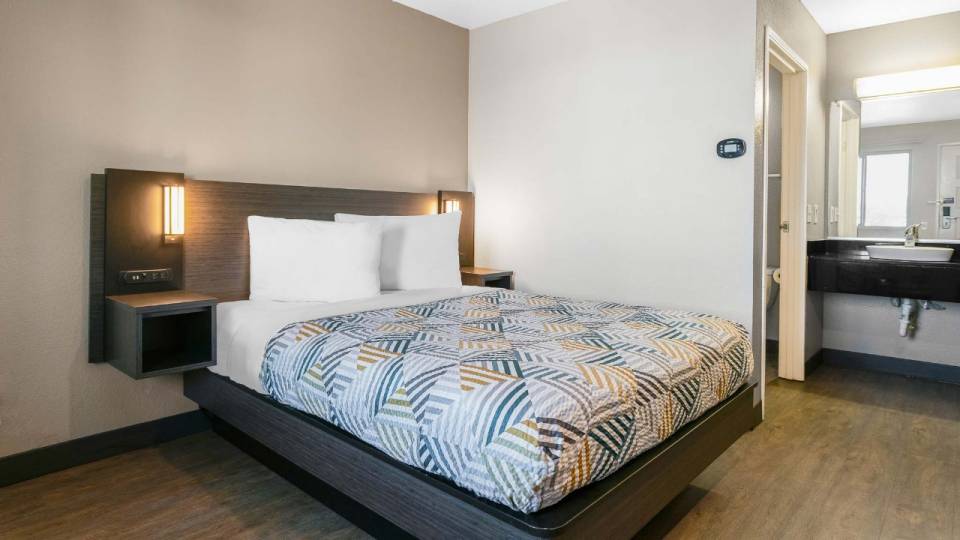 Motel 6 | Book Now and Save on Your Next Stay