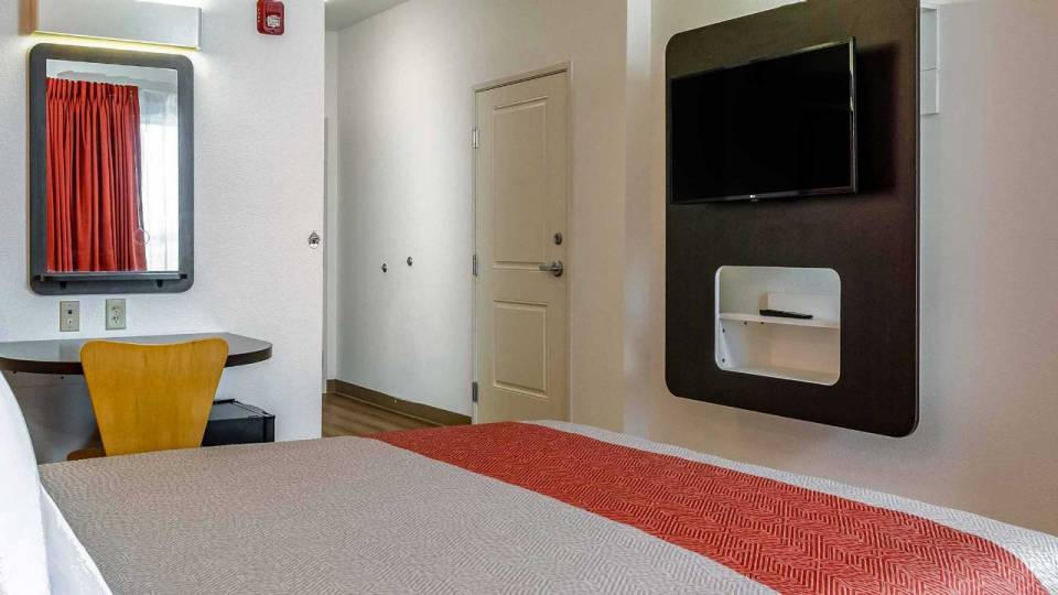 Motel 6 | Book Now and Save on Your Next Stay