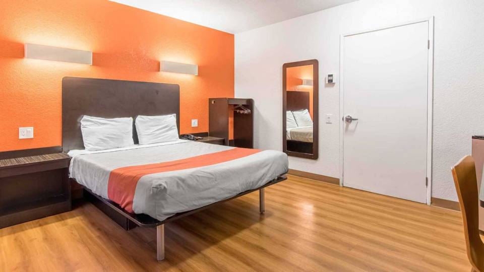 Motel 6 | Book Now and Save on Your Next Stay