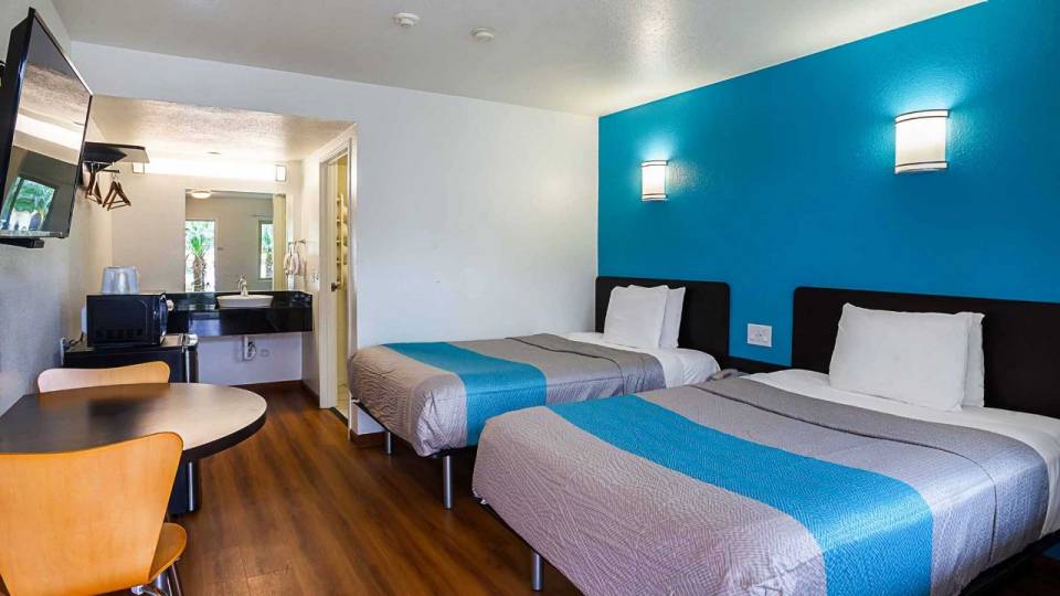 Motel 6 | Book Now and Save on Your Next Stay