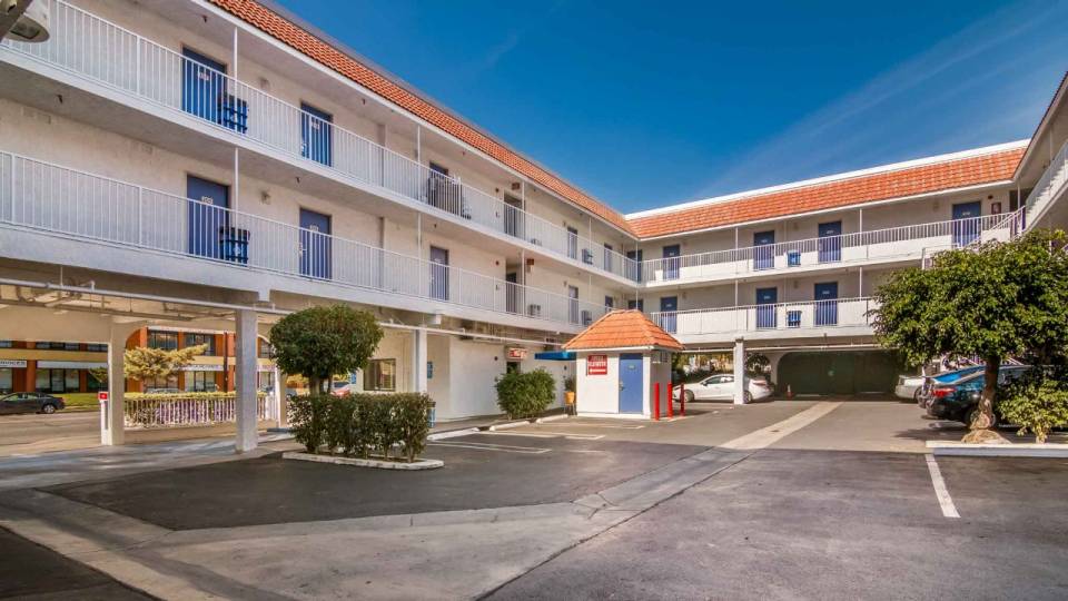 Motel 6 | Book Now and Save on Your Next Stay