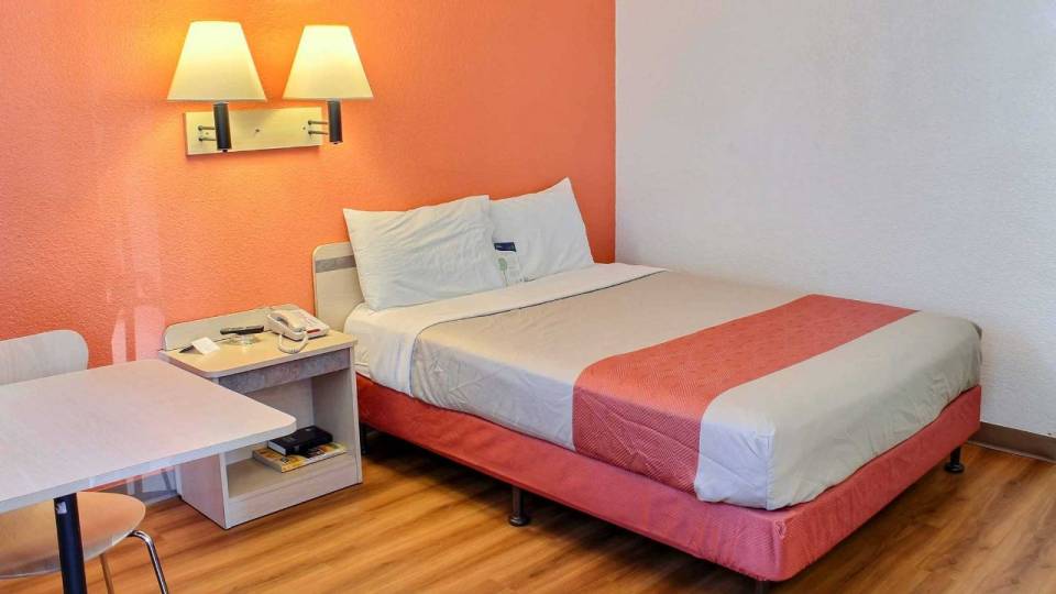 Motel 6 | Book Now and Save on Your Next Stay