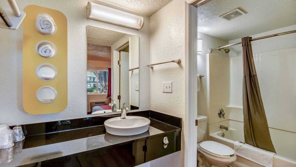 Motel 6 | Book Now and Save on Your Next Stay