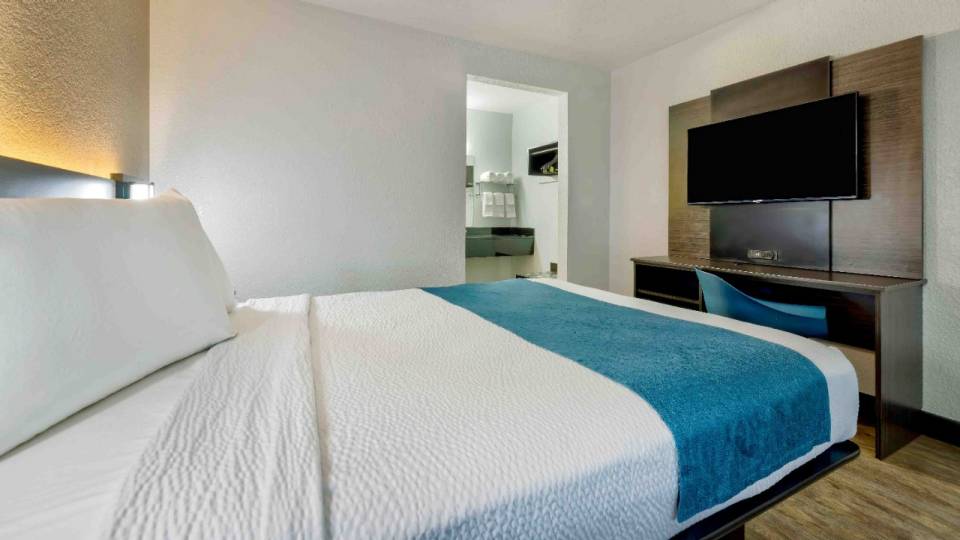 Motel 6 | Book Now and Save on Your Next Stay