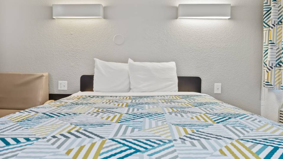 Motel 6 | Book Now and Save on Your Next Stay