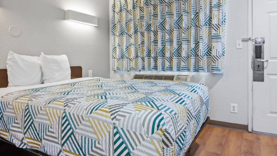 Motel 6 | Book Now and Save on Your Next Stay