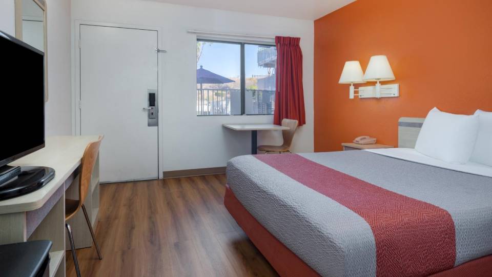 Motel 6 | Book Now and Save on Your Next Stay