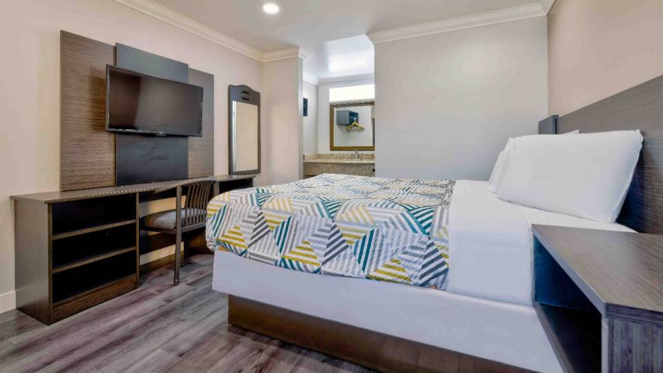 Motel 6 | Book Now and Save on Your Next Stay