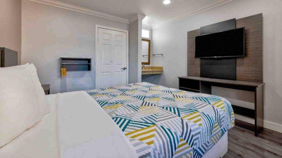 Motel 6 | Book Now and Save on Your Next Stay