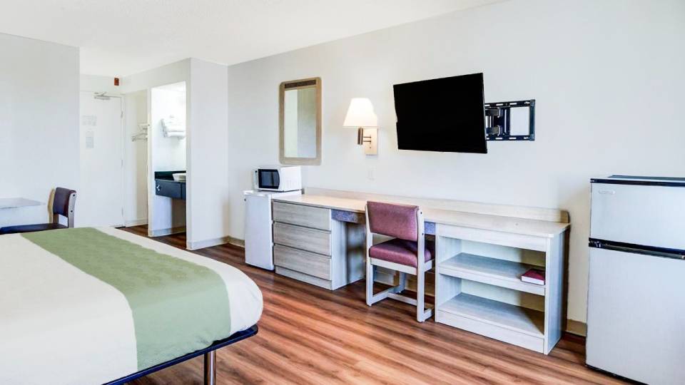 Motel 6 | Book Now and Save on Your Next Stay