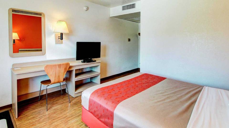 Motel 6 | Book Now and Save on Your Next Stay