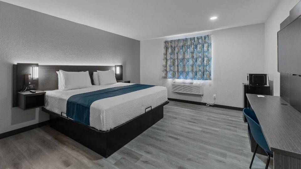 Motel 6 | Book Now and Save on Your Next Stay