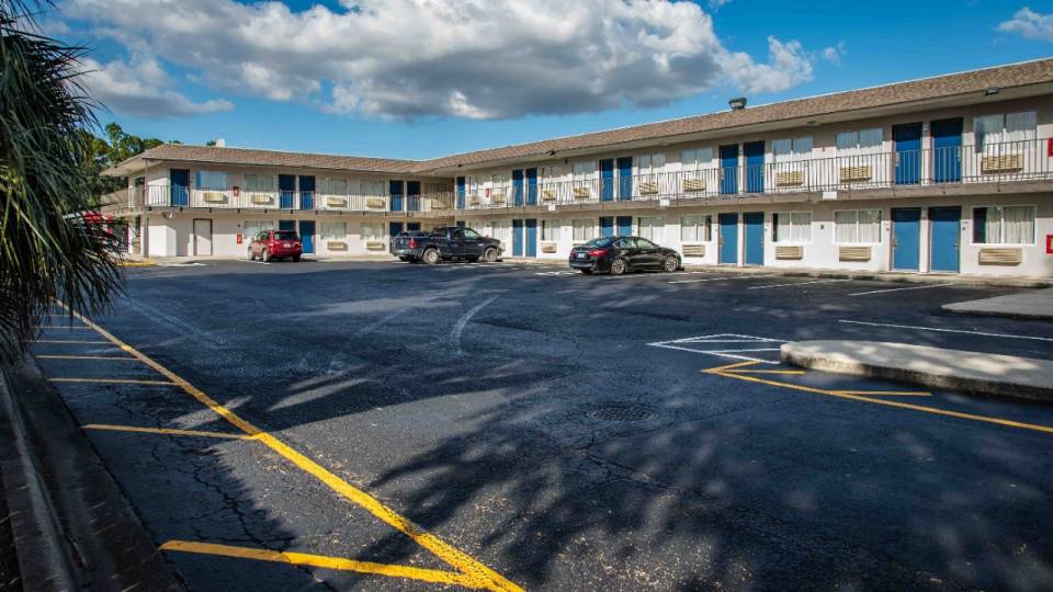 Motel 6 | Book Now and Save on Your Next Stay