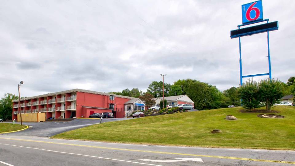 Motel 6 | Book Now and Save on Your Next Stay