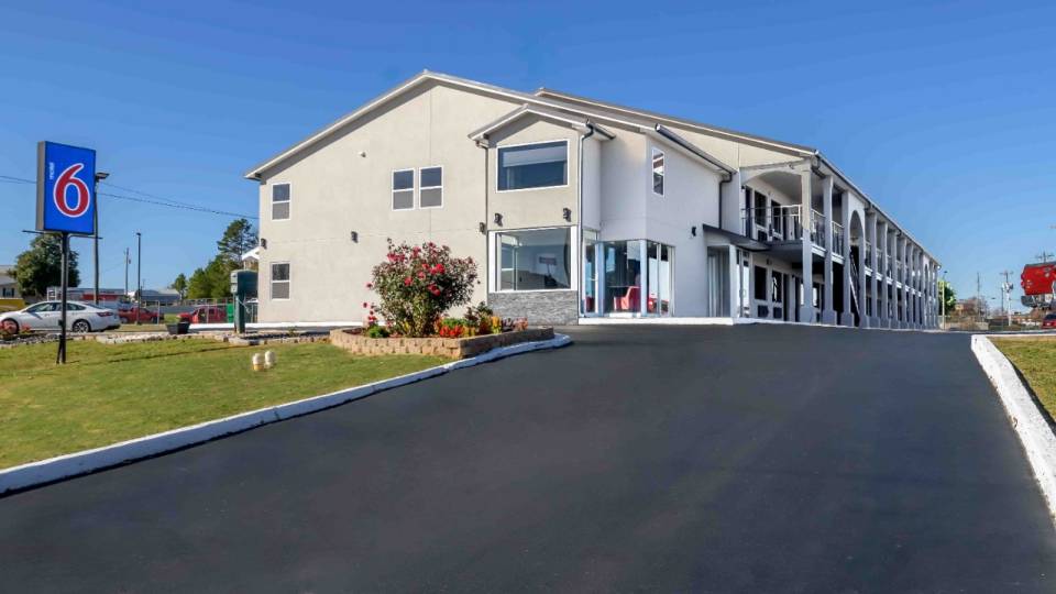 Motel 6 | Book Now and Save on Your Next Stay