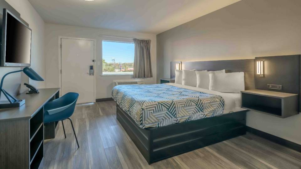 Motel 6 | Book Now and Save on Your Next Stay