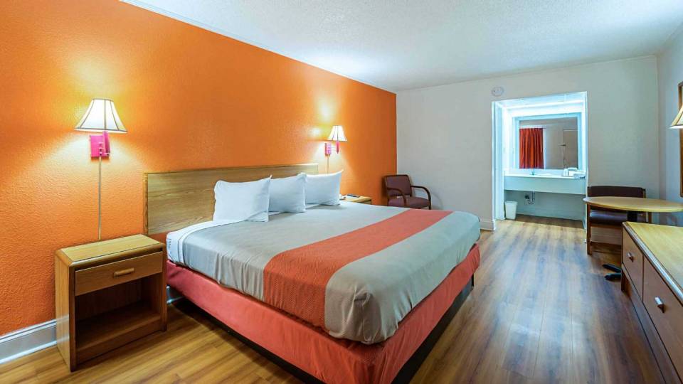 Motel 6 | Book Now and Save on Your Next Stay