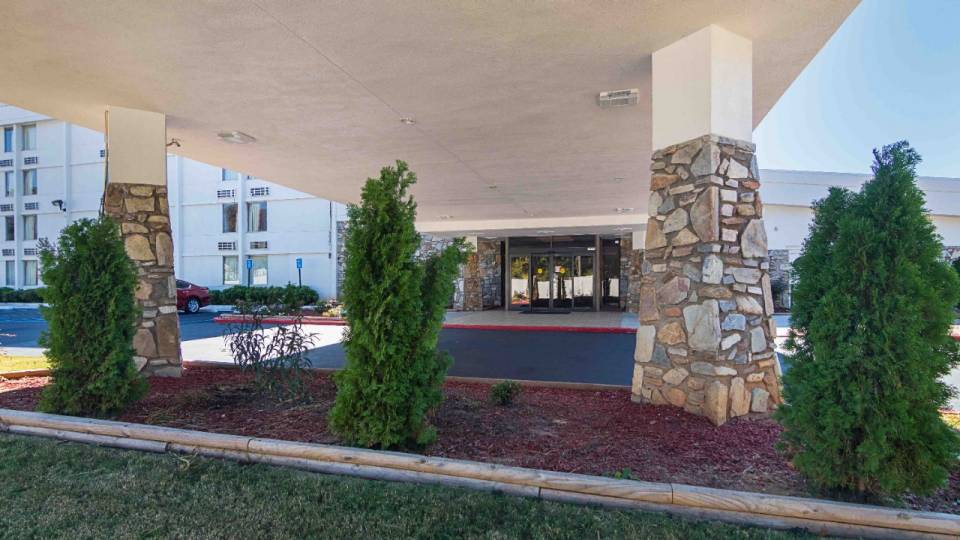 Motel 6 | Book Now and Save on Your Next Stay