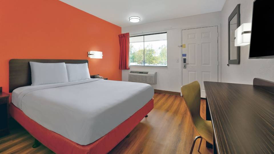 Motel 6 | Book Now and Save on Your Next Stay