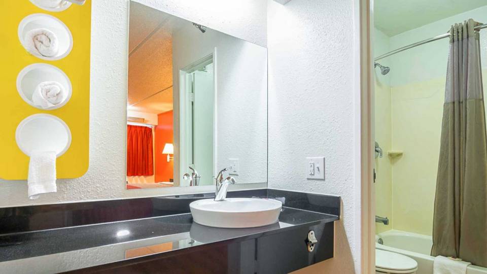 Motel 6 | Book Now and Save on Your Next Stay