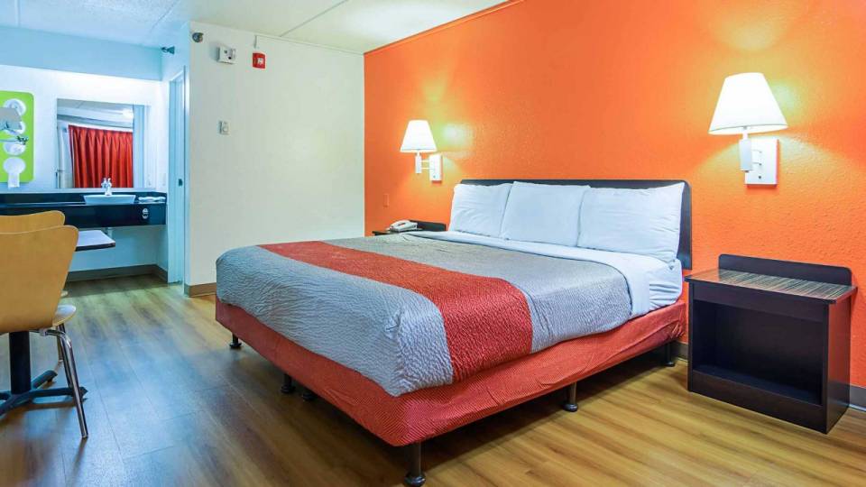 Motel 6 | Book Now and Save on Your Next Stay
