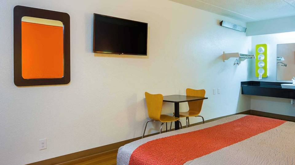 Motel 6 | Book Now and Save on Your Next Stay