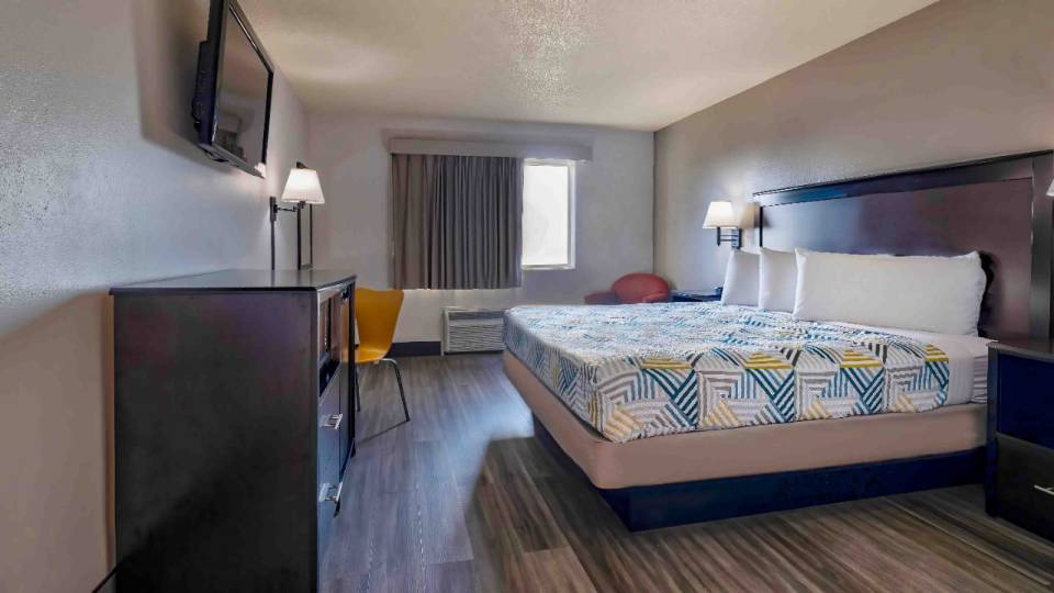 Motel 6 | Book Now and Save on Your Next Stay