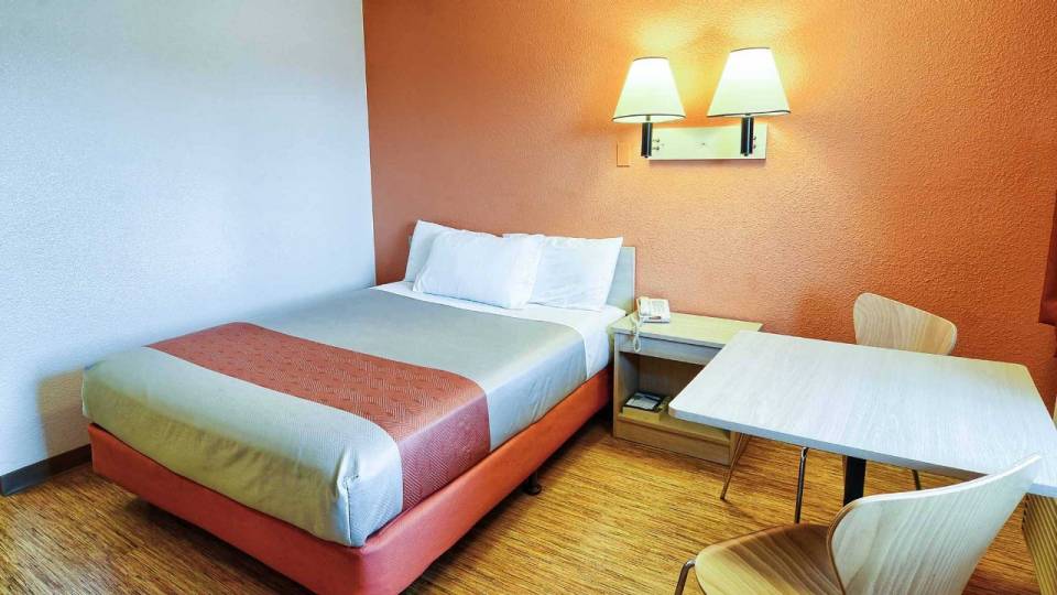 Motel 6 | Book Now and Save on Your Next Stay