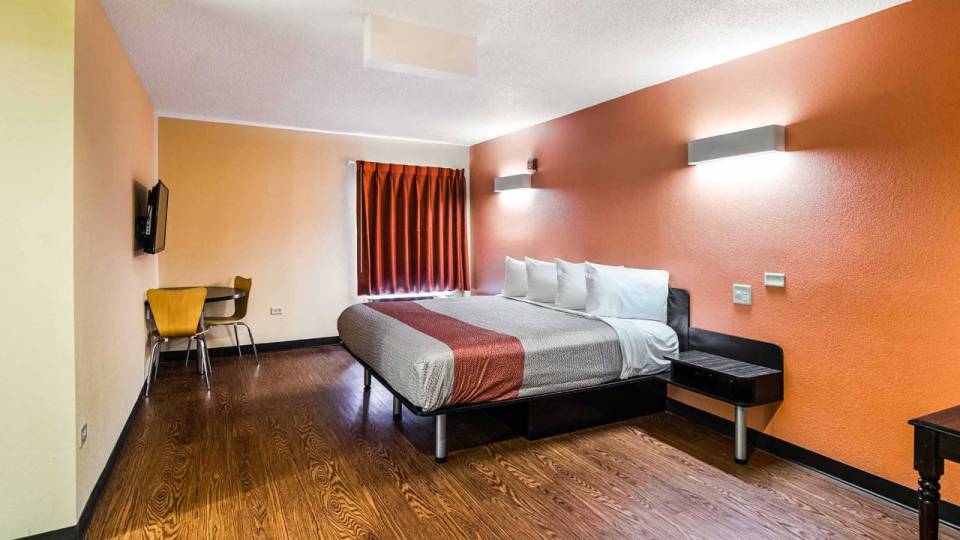 Motel 6 | Book Now and Save on Your Next Stay