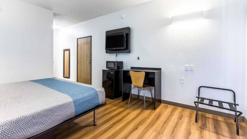 Motel 6 | Book Now and Save on Your Next Stay
