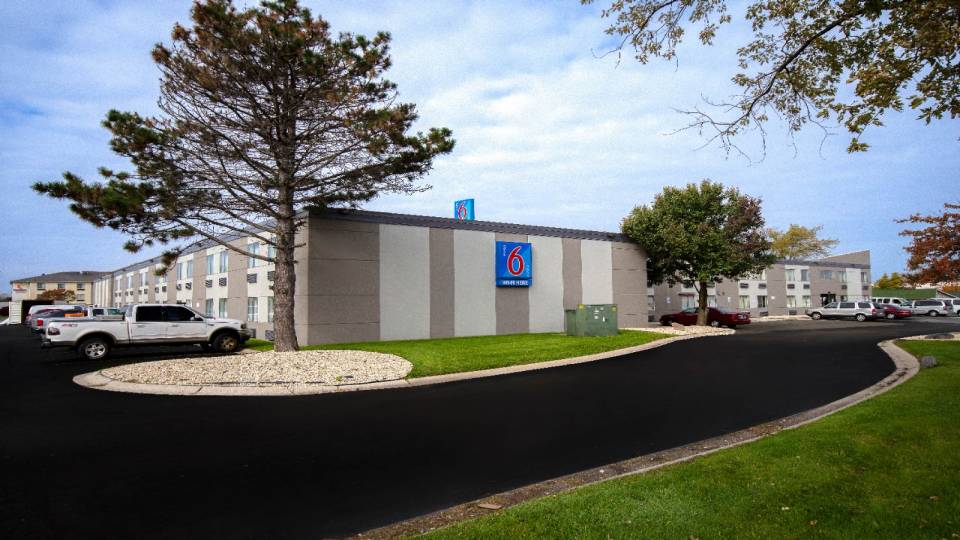 Motel 6 | Book Now and Save on Your Next Stay