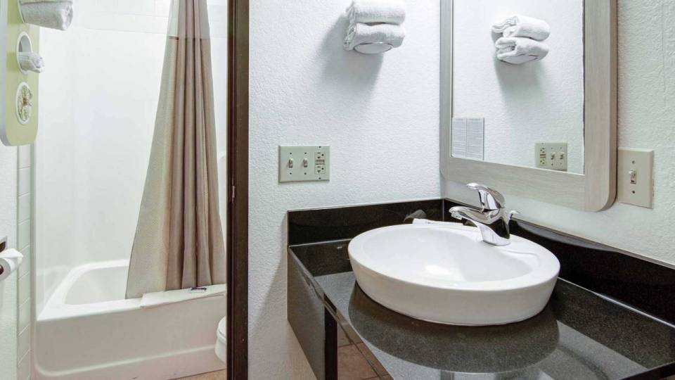 Motel 6 | Book Now and Save on Your Next Stay