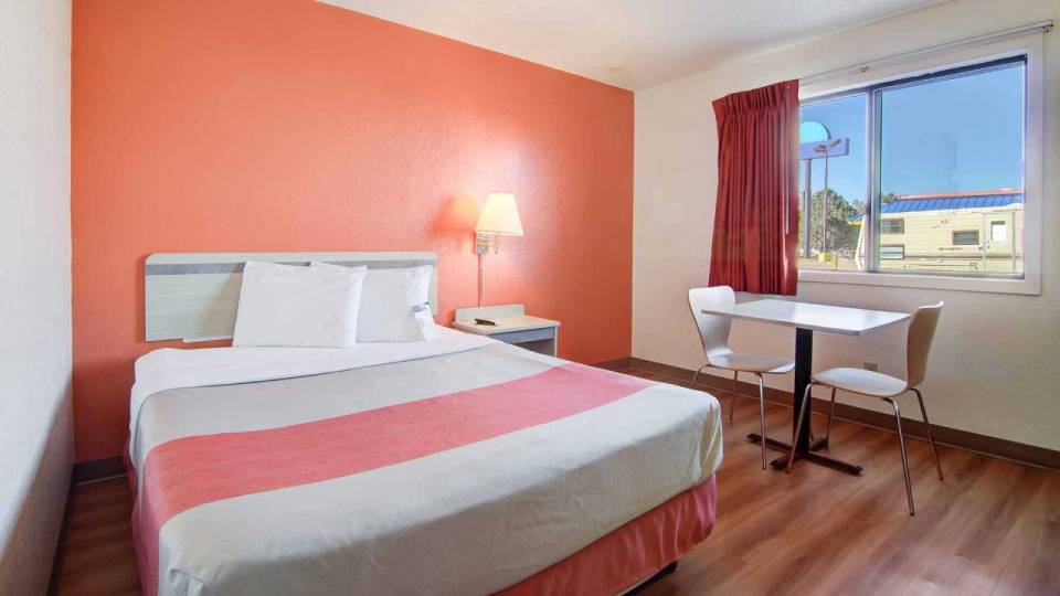 Motel 6 | Book Now and Save on Your Next Stay