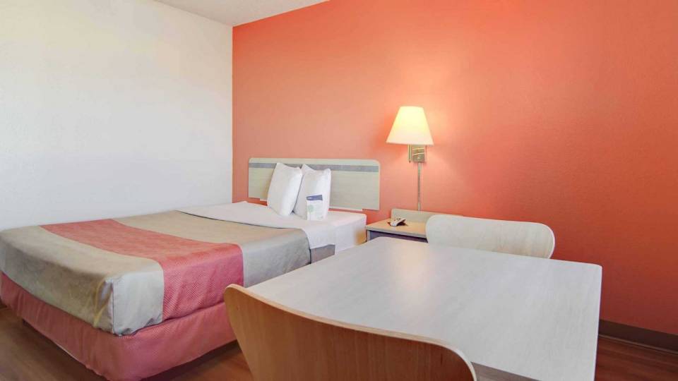 Motel 6 | Book Now and Save on Your Next Stay