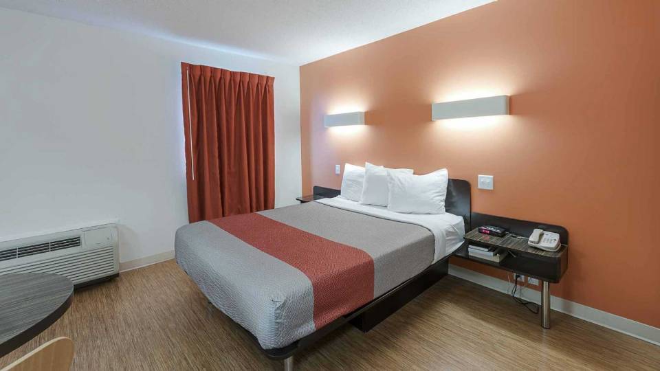 Motel 6 | Book Now and Save on Your Next Stay