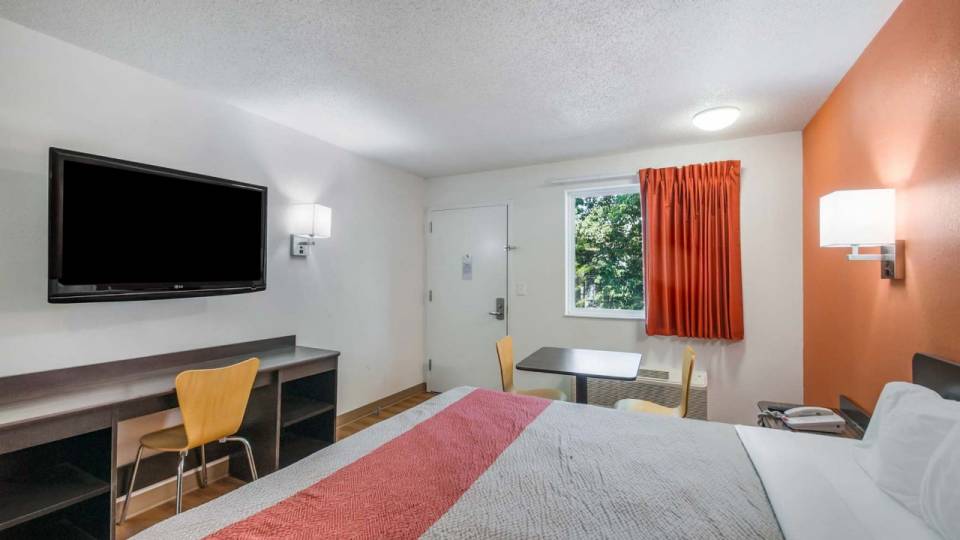 Motel 6 | Book Now and Save on Your Next Stay