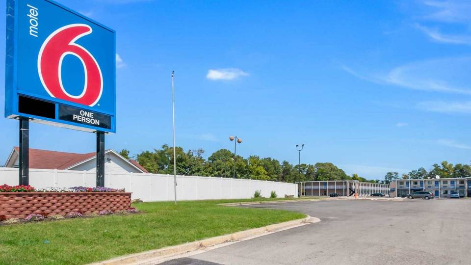 Motel 6 | Book Now and Save on Your Next Stay