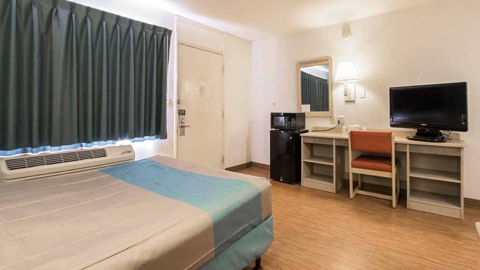 Motel 6 | Book Now and Save on Your Next Stay