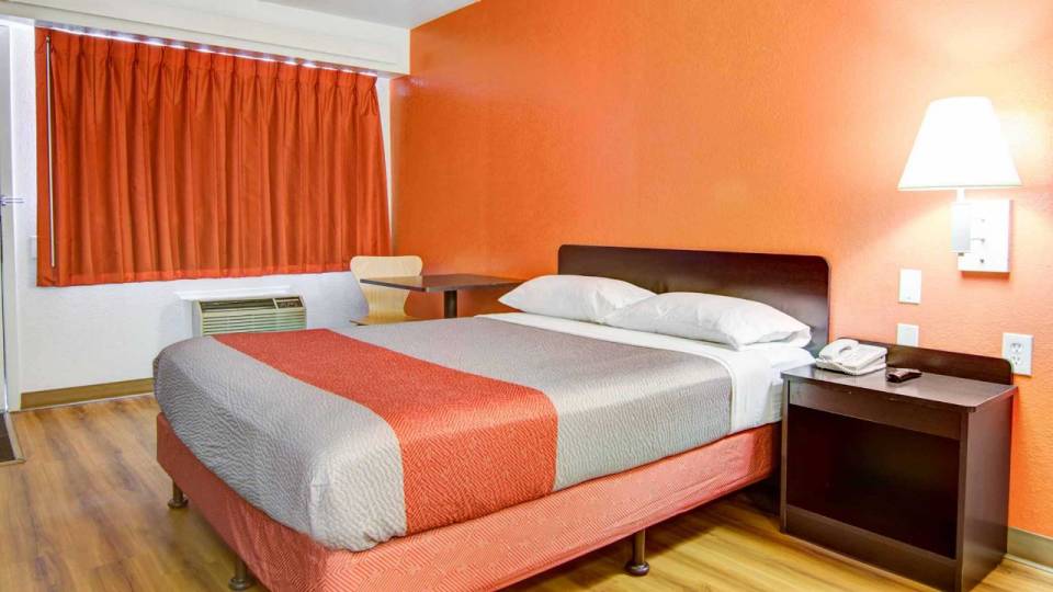 Motel 6 | Book Now and Save on Your Next Stay