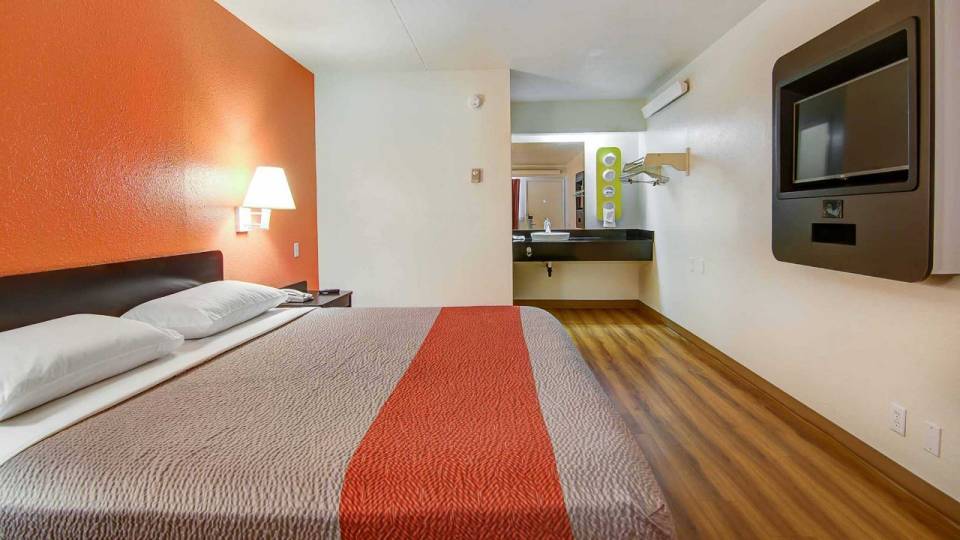Motel 6 | Book Now and Save on Your Next Stay